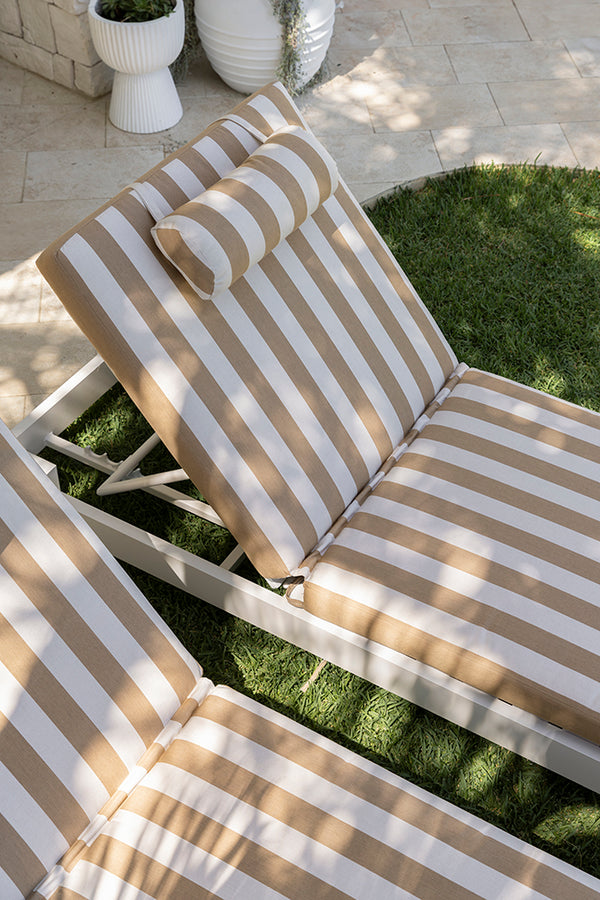 Houston Outdoor 90cm Round Aluminium Bar Table – United House Furniture